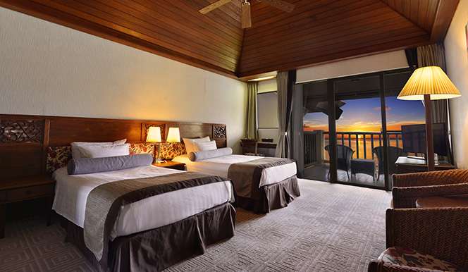 Deluxe Ocean View - Aqua Resort Club Saipan